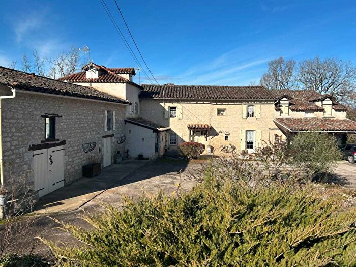 Maison à vendre - Cahuzac-sur-Vère - 8 pièces - 7 chambres