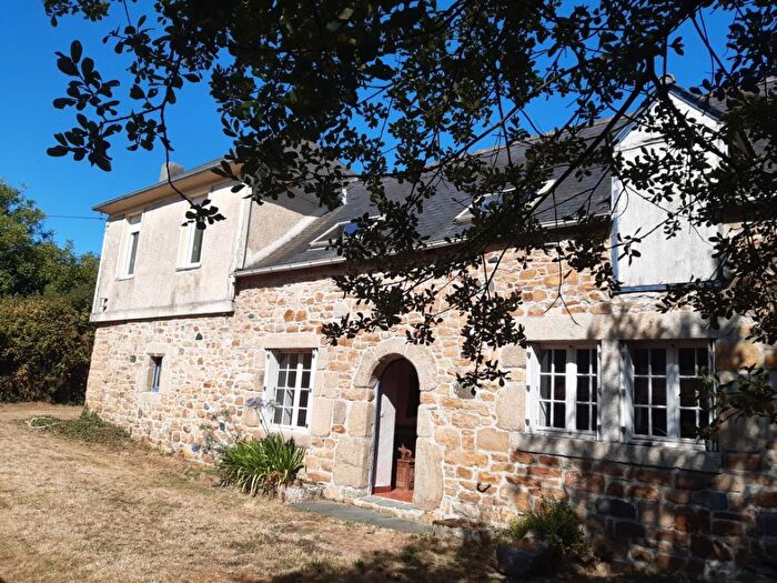 Maison 10 pièces à Plougasnou, à vendre