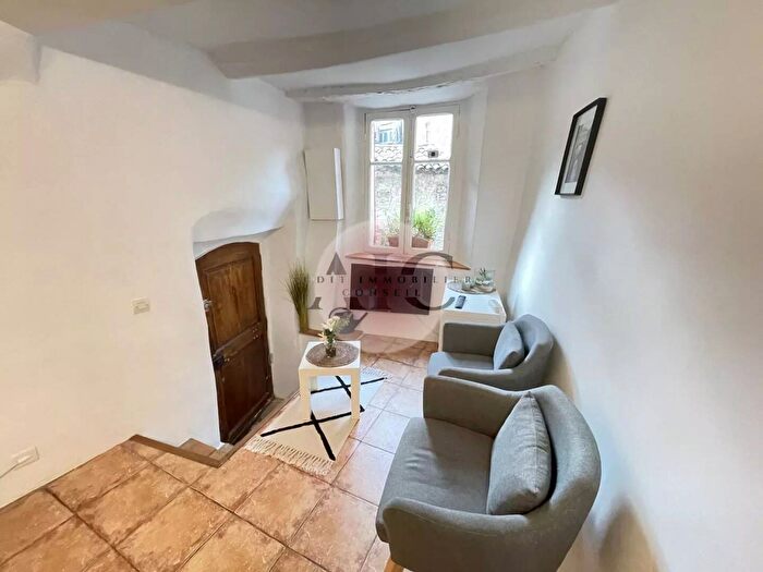 Appartement à louer - Tourrettes - 2 pièces - 1 chambre