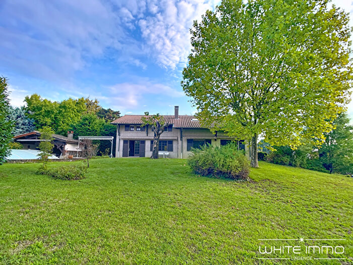 Maison à vendre - Brindas - 11 pièces - 7 chambres