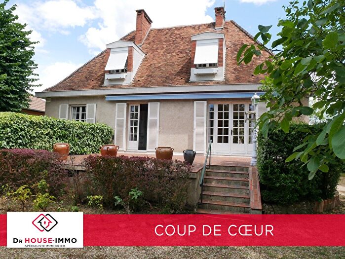 Maison 7 pièces à Amilly, à vendre