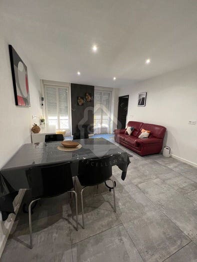 Gambetta, Nîmes : Appartement 2 pièces à louer