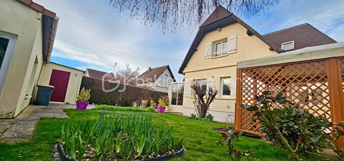 Maison 8 pièces à vendre à Mondeville