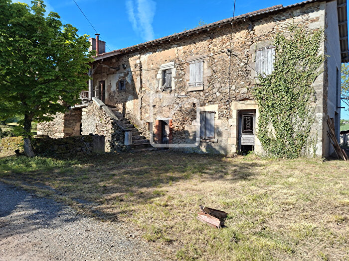 Maison 3 pièces à Saint-Santin, à vendre