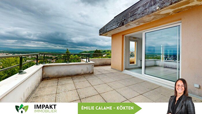 Sainte-Suzanne : Appartement 4 pièces à vendre