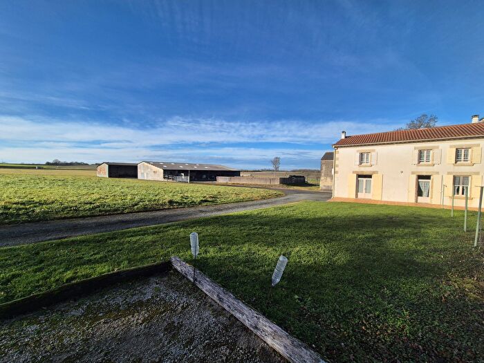 Maison à vendre - Saint-Pierre-de-lIsle - 6 pièces - 4 chambres