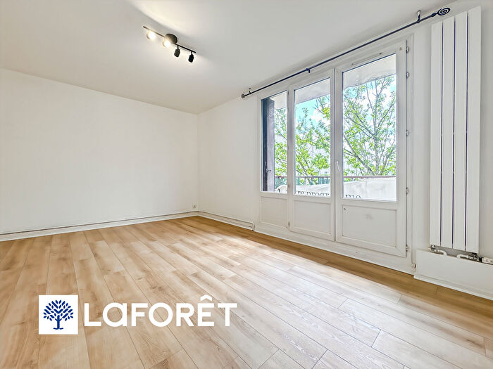 Sainte-Geneviève-des-Bois, Saint-Hubert - Appartement 3 pièces à vendre
