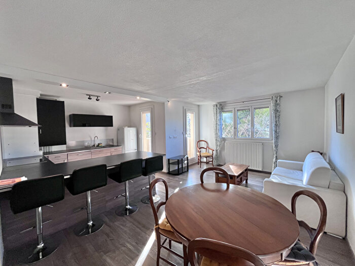 Appartement à vendre - Aix-en-Provence, Saint-Donat, Les Platanes - 3 pièces - 2 chambres