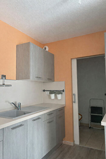 Appartement à louer - Saint-Sever - 3 pièces - 2 chambres