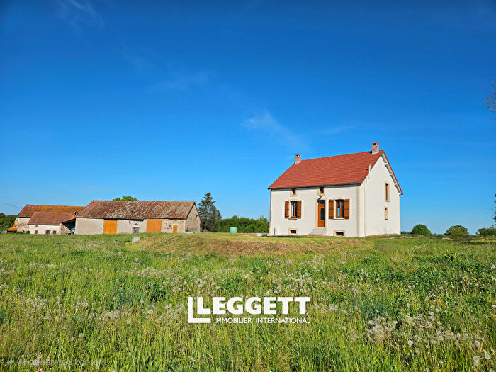 Saint-Bonnet-de-Four : Maison 2 pièces à vendre