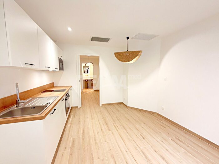 Appartement à vendre - Sète, Centre-ville - 2 pièces - 1 chambre