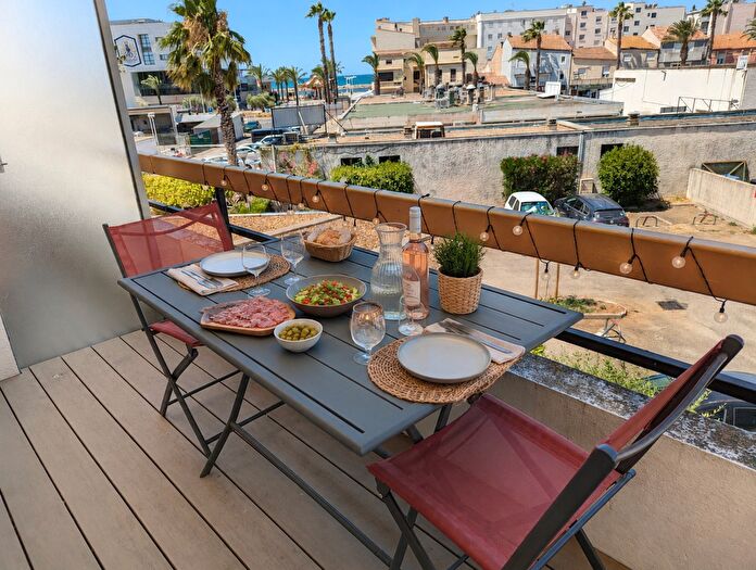 Le Grau-du-Roi, Port Royal, Plage Rive Gauche : Appartement 1 pièce à vendre