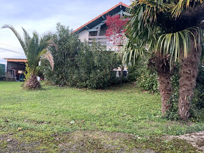 Maison à vendre - Tarbes, Mouysset - 5 pièces - 3 chambres