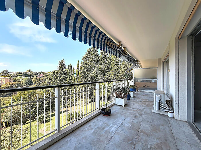 Cannes, Petit Juas : Appartement 3 pièces à vendre