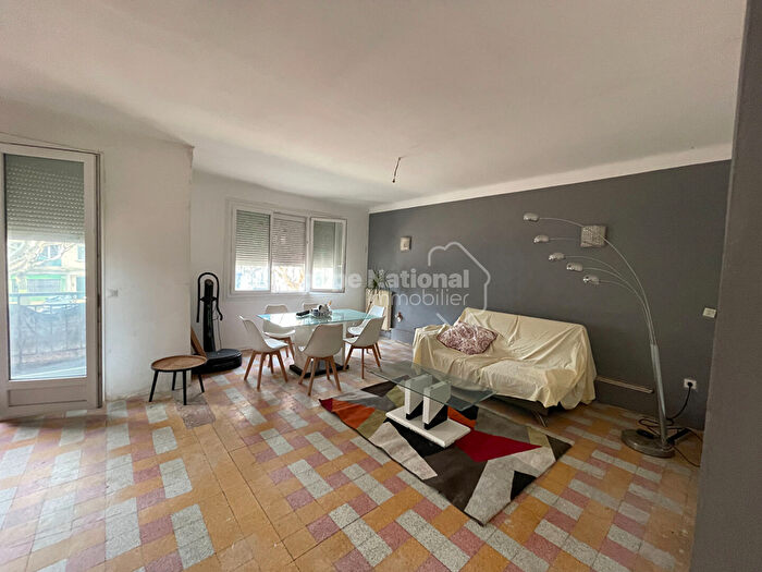 Appartement à vendre - Tarascon, Centre-ville, Château, Condamine - 3 pièces - 2 chambres