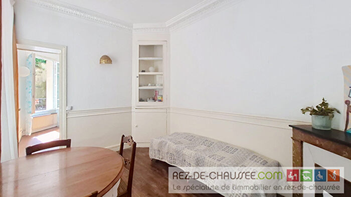 Appartement à vendre - Paris e , Bel-Air, Nord - 2 pièces - 1 chambre