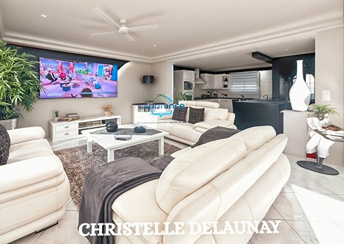 Maison à vendre - Laval, Hilard - 7 pièces - 3 chambres