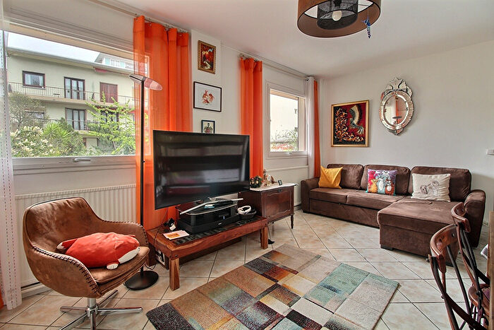 Colombes, Stade : Appartement 1 pièce à vendre