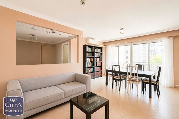 Grenoble, Eaux-Claires, Mistral : Appartement 3 pièces à vendre