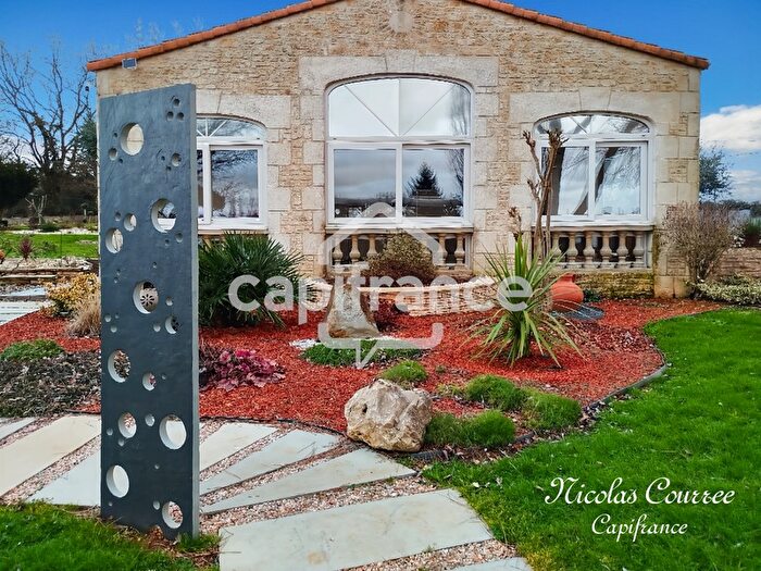 Maison à vendre - Saint-Léger-de-la-Martinière - 6 pièces - 3 chambres