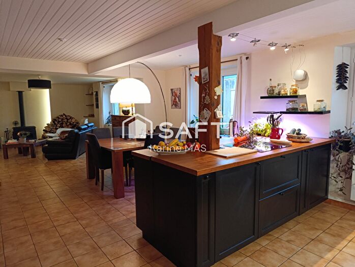 Maison à vendre - Montjoi - 7 pièces - 3 chambres