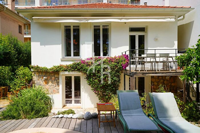 Cannes, Carnot : Maison 5 pièces à vendre