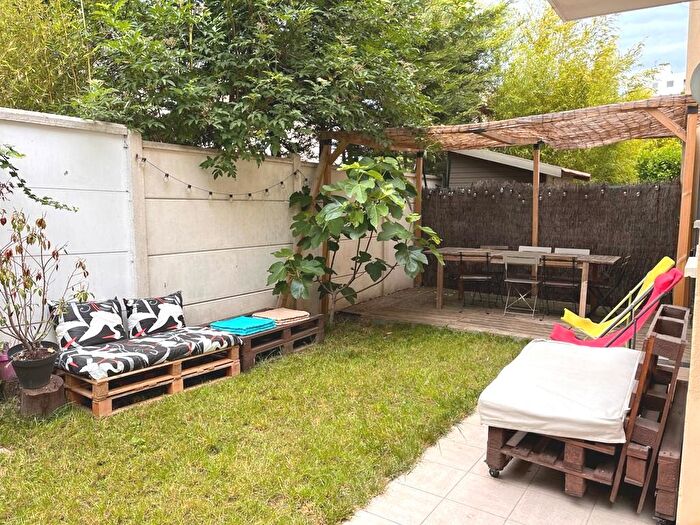 Appartement 2 pièces à Bois-Colombes, Jean Mermoz, à louer