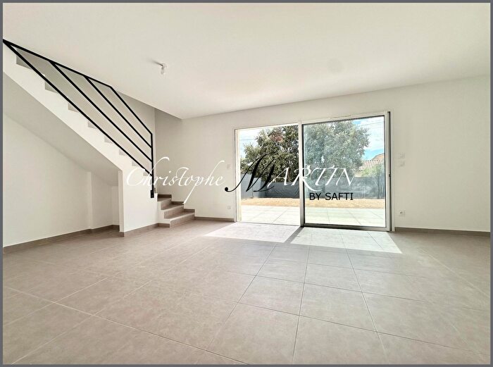 Maison à vendre - Tavel - 5 pièces - 3 chambres