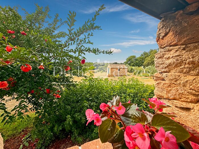 Maison à vendre - Uzès - 6 pièces - 3 chambres