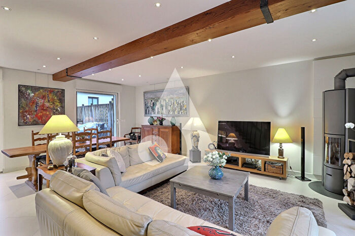 Maison à vendre - Pontoise, Centre hospitalier - 6 pièces - 4 chambres