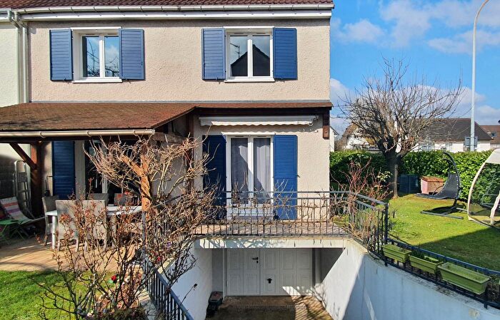 Maison à vendre - Brie-Comte-Robert, Leclerc, Verdun - 4 pièces - 3 chambres