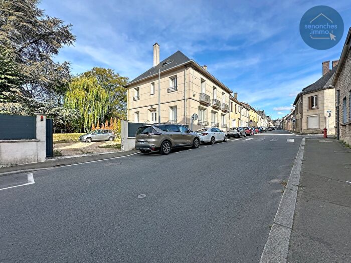 Maison 5 pièces à La Loupe, à vendre
