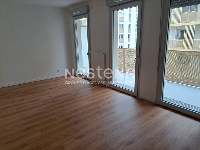 Appartement 1 pièce à Reims, Courlancy, Porte de Paris, Bois d'Amour, à louer