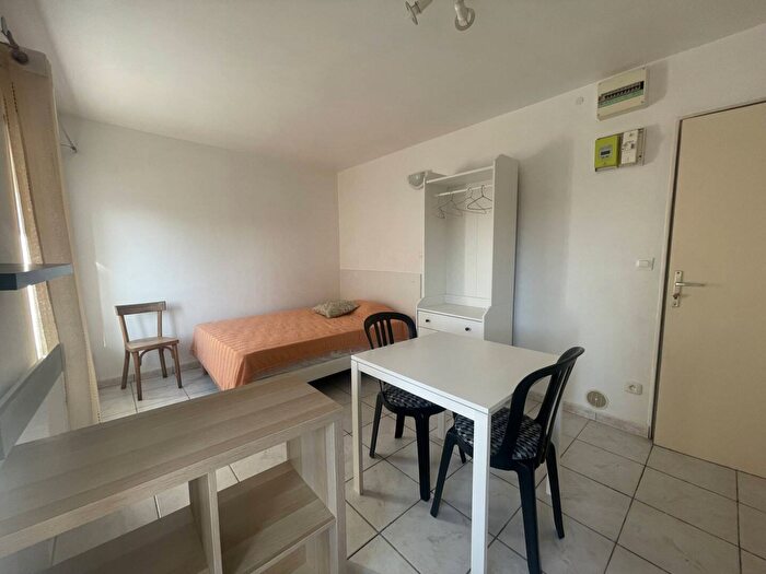 Appartement à louer - Ennezat - 1 pièce