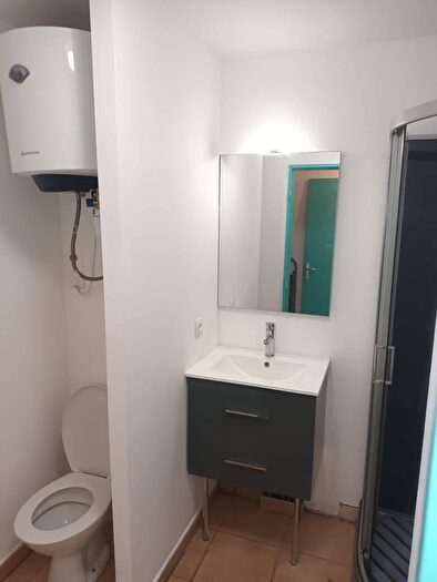 Appartement à louer - Saint-Pierre - 2 pièces - 1 chambre