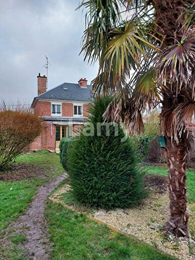 Maison à louer - Aubry-du-Hainaut - 4 pièces