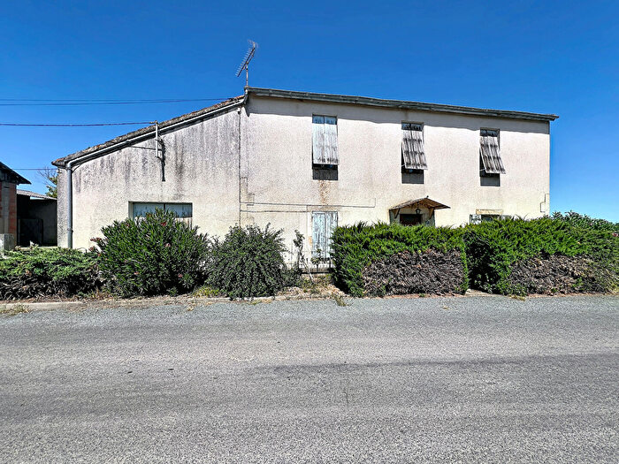 Maison 6 pièces à vendre à Boé