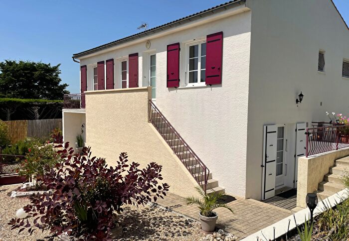 Saintes : Maison 7 pièces à vendre