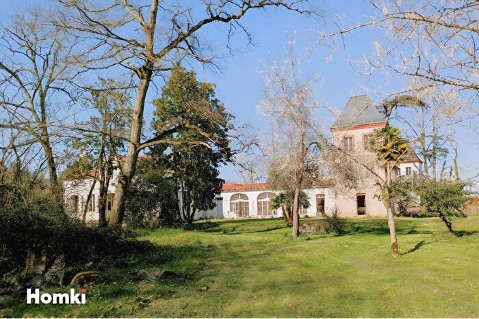 Nogaro : Maison 8 pièces à vendre