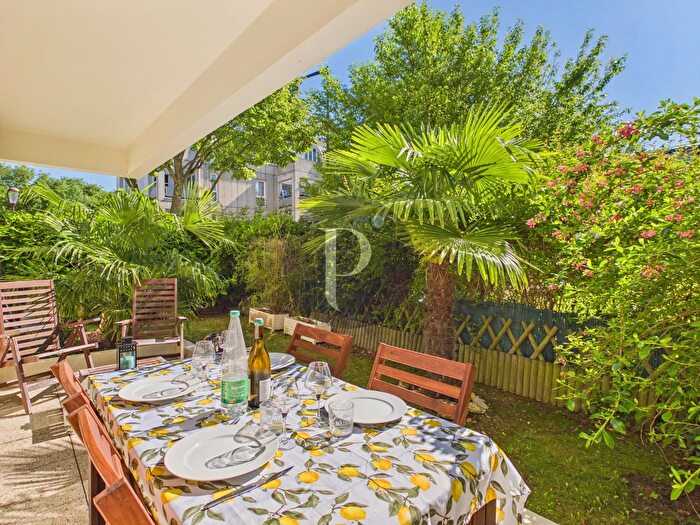 Appartement 3 pièces à vendre à Châtenay-Malabry, Justice