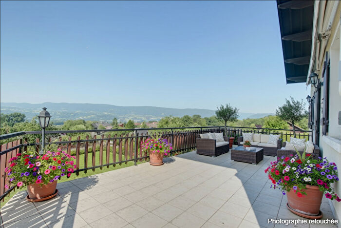 Maison à vendre - Saint-Eusèbe - 7 pièces - 5 chambres