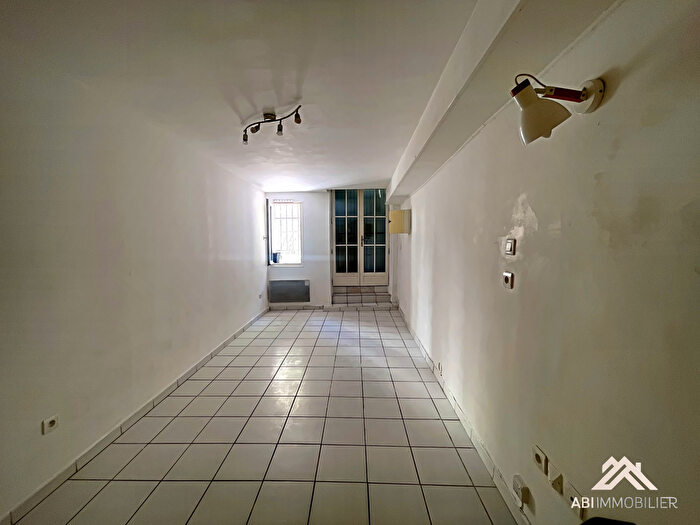 Appartement 1 pièce à Montpellier, Centre historique, à louer