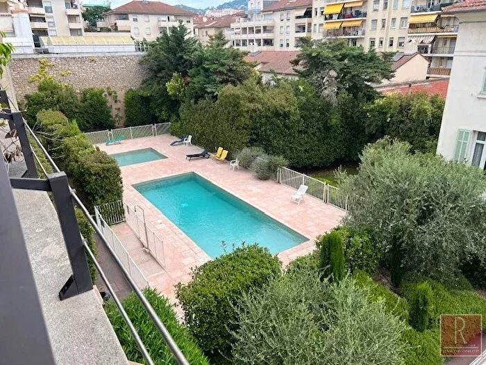 Appartement à vendre - Cannes, Prado, République - 1 pièce