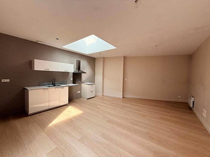 Appartement à louer - Centre République, Armentières - 3 pièces - 2 chambres