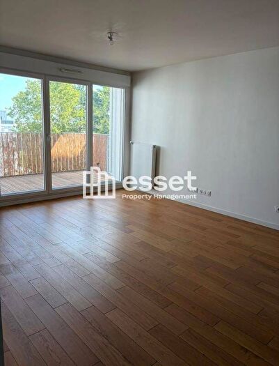 Buzenval, Rueil-Malmaison : Appartement 3 pièces à louer