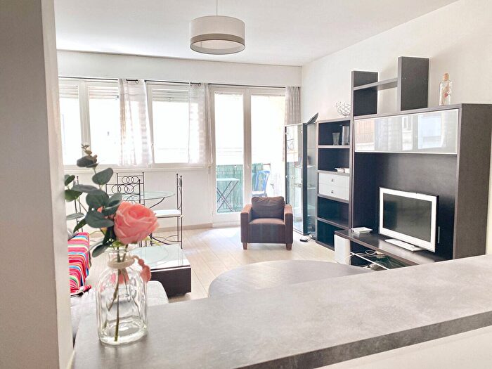 Appartement 3 pièces à louer à Auteuil Nord, Paris 16ème arrondissement