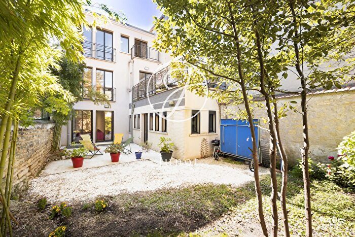 Issy-les-Moulineaux - Maison 6 pièces à vendre