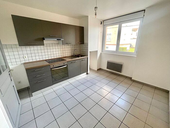 Appartement à louer - Bournoncle-Saint-Pierre - 3 pièces