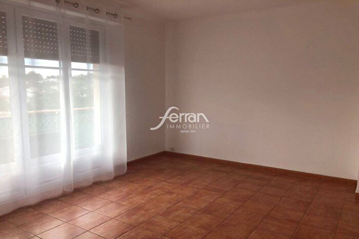 Boulevars-Gare-Saint Leger-Chabrand, Draguignan - Appartement 3 pièces à louer
