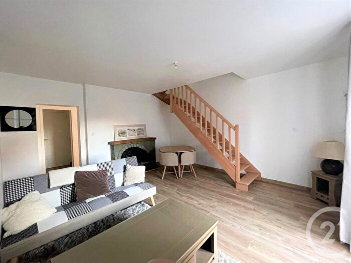 Quartiers Ouest, Arsenal, Redon : Appartement 3 pièces à louer